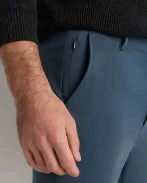 Quince Ultra-stretch 24/7 Smart Chinos Slim - Ocean