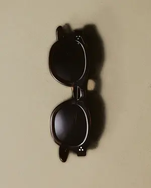 Quince Maldives Polarized Acetate Sunglasses Black With Grey Lens
