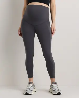 Quince Ultra-form Maternity Pocket Bike Short - Dark Coal