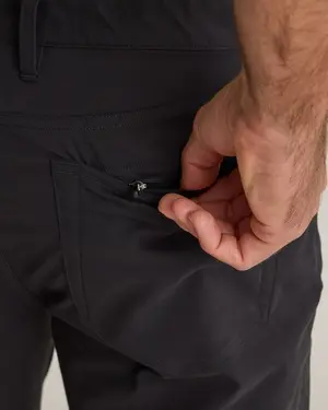Quince Coolmax® Chino - True Black