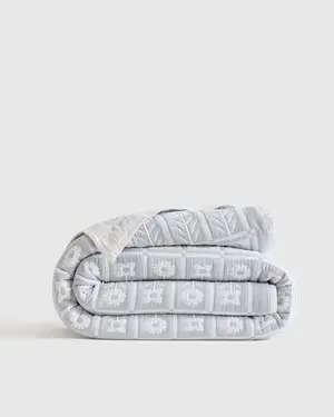 Quince Jacquard Floral Coverlet - Blue Fog