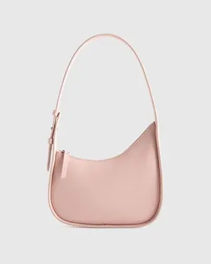 Quince Shoulder Bags