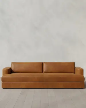 Quince Sierra Curved Arm Leather Sofa Auburn