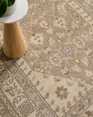 Quince Pierce Hand-knotted Wool Rug