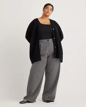 Quince Mongolian Cashmere Oversized Boyfriend Cardigan - Black