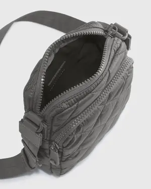 Quince Transit Quilted Phone Crossbody - Charcoal