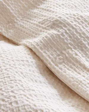 Quince Organic Luxe Honeycomb Duvet Cover