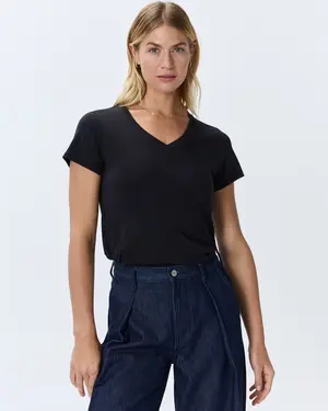Quince V Neck T-shirts For Women