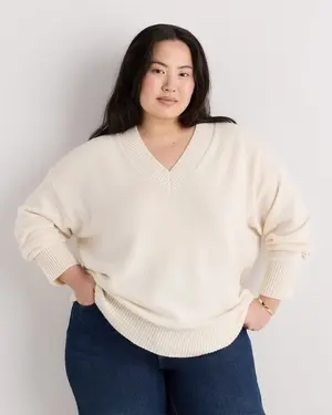Quince Mongolian Cashmere V-neck Sweater - Ivory