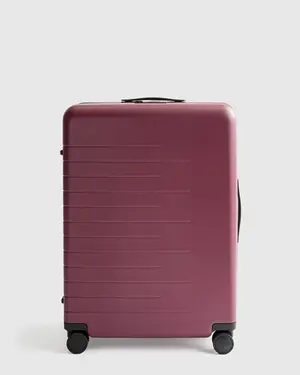 Quince Expandable Large Check-in Suitcase - Wine