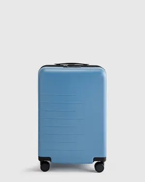 Quince Expandable Carry-on Suitcase - Blue