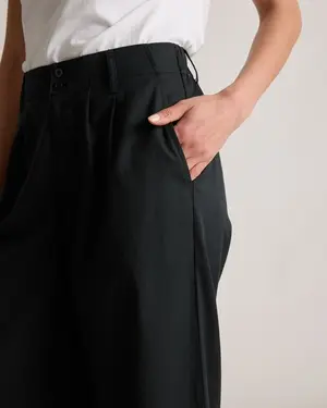 Quince Drapey Twill Pleated Trouser - True Black