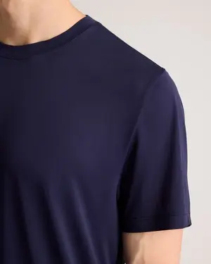Quince Ultra-light Performance T-shirt - Deep Navy