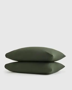 Quince Organic Crisp Percale Pillowcase Set - Pine