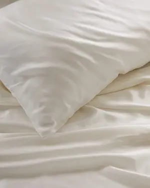 Quince Mulberry Silk Fitted Sheet - Ivory