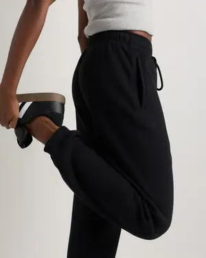 Quince Everyday Fleece Joggers With Elasticated Waistband And Drawstring - Black