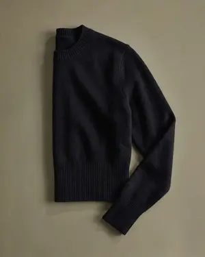 QUINCE Mongolian Cashmere Shrunken Crewneck Sweater
