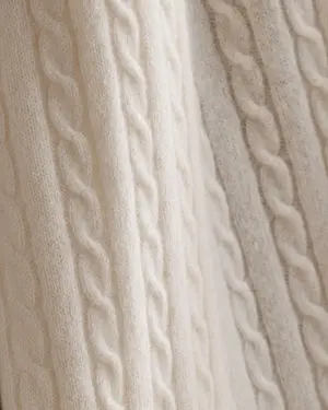Quince Cable Knit Cashmere Throw - Ivory