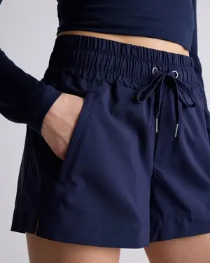 Quince Micro Ripstop Mid-rise Hike Shorts - Deep Navy