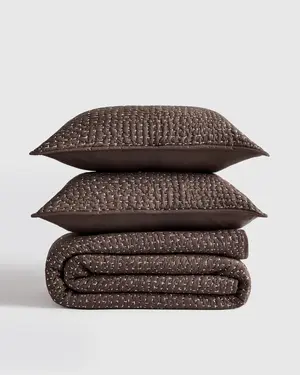 Quince Hand Stitched Quilt Set - Espresso