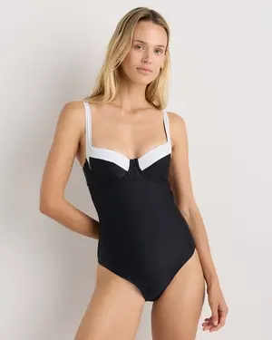 Quince Italian Underwire One-Piece Swimsuit Black/white