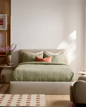 Quince Lightweight European Linen Box Quilt - Willowleaf