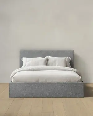 Quince Plush Boucle Square Bed - Grey