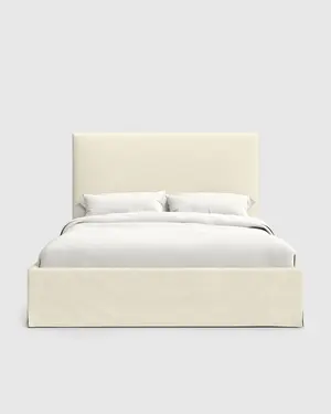 Quince Slipcover Bed In Performance Linen