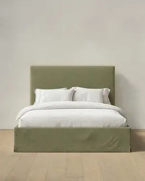 Quince Slipcover Bed In Performance Linen - Laurel