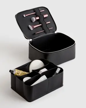 Quince Italian Leather Travel Cosmetic Case - Black