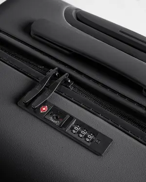 Quince Polycarbonate Suitcase Set