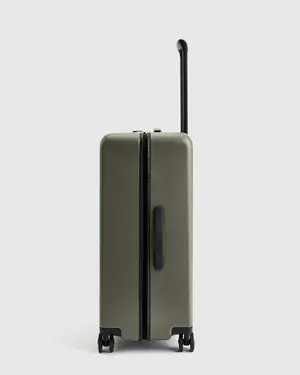 Quince Carry-on And Medium Check-in Suitcase Set - Olive