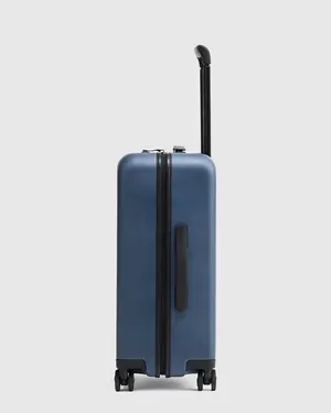 Quince Polycarbonate Carry-on Suitcase - Navy