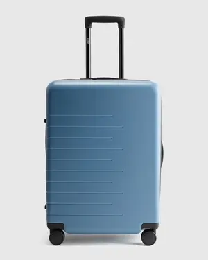 Quince Expandable Medium Check-in Suitcase - Blue