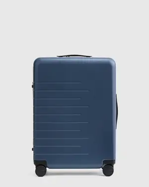 Quince Expandable Medium Check-in Suitcase - Navy