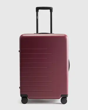 Quince Expandable Medium Check-in Suitcase - Wine