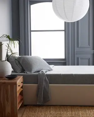 Quince European Linen Chambray Sheet Set - Charcoal