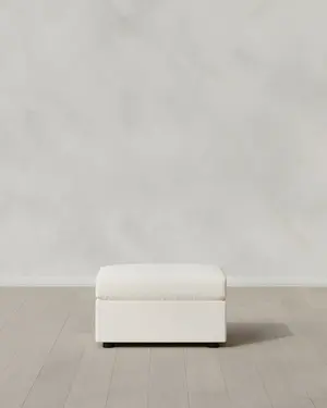 Quince Brennan Ottoman In Performance Chenille Linen Blend - Marshmallow