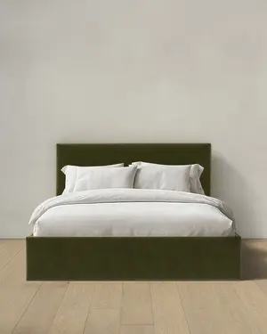 Quince Square Bed In Performance Velvet Moss