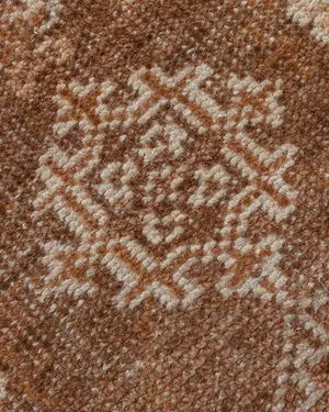 Quince Fara Hand-knotted Wool Rug - Brown