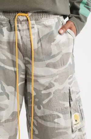 DIET STARTS MONDAY Camo Cargo Shorts - Grey