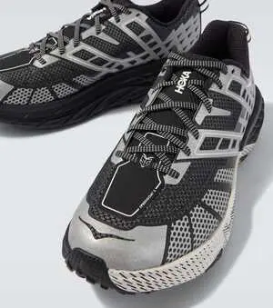 Hoka One One Speedgoat 2 Sneakers - Black