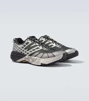 Hoka One One Speedgoat 2 Sneakers - Black