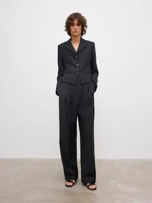 HOUSE OF DAGMAR Tailored Wool Blazer