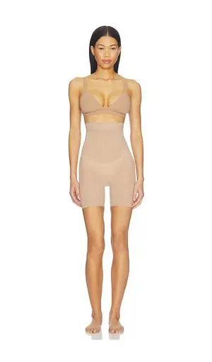 SKIMS Sheer Seamless Mid Thigh Short In Taupe - Sienna