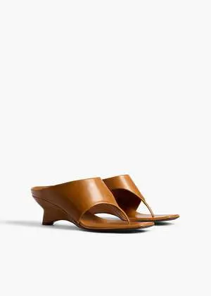 Khaite Marlow Mule In Glazed Leather - Cuoio