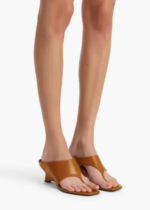 Khaite Marlow Mule In Glazed Leather - Cuoio