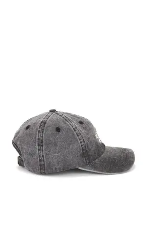 CORRIDOR 80s Ny Cap