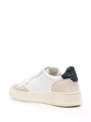 AUTRY Medalist Leather Sneakers
