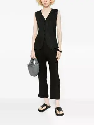 GONGDID DESIGN Plissé Cropped Trousers